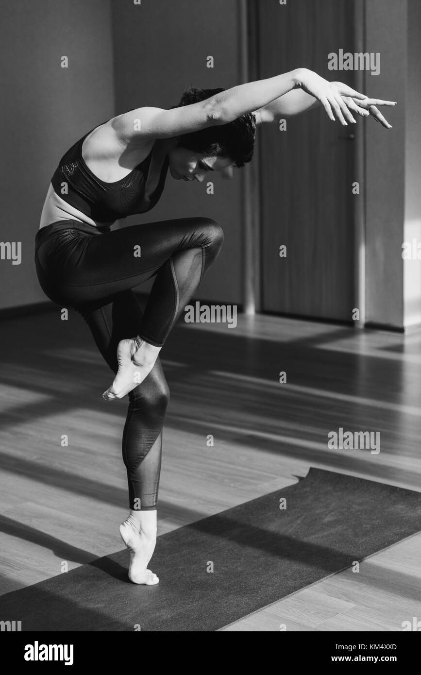 female dancer training in studio Stock Photo - Alamy