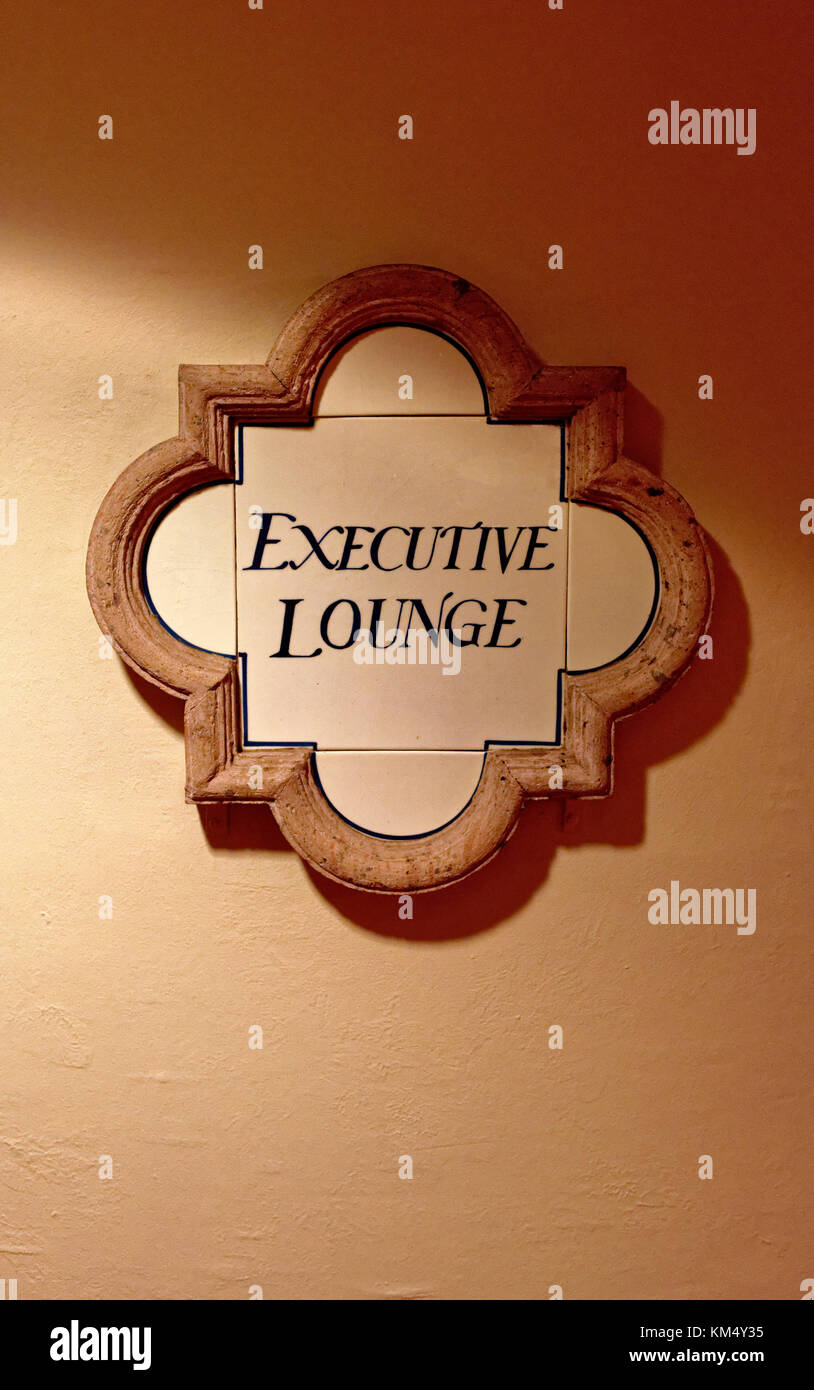 Executive lounge hi-res stock photography and images - Alamy