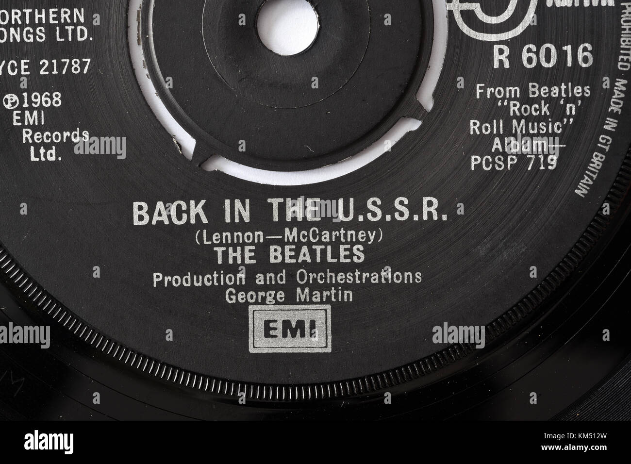 Vinyl record beatles back in hi-res stock photography and images - Alamy