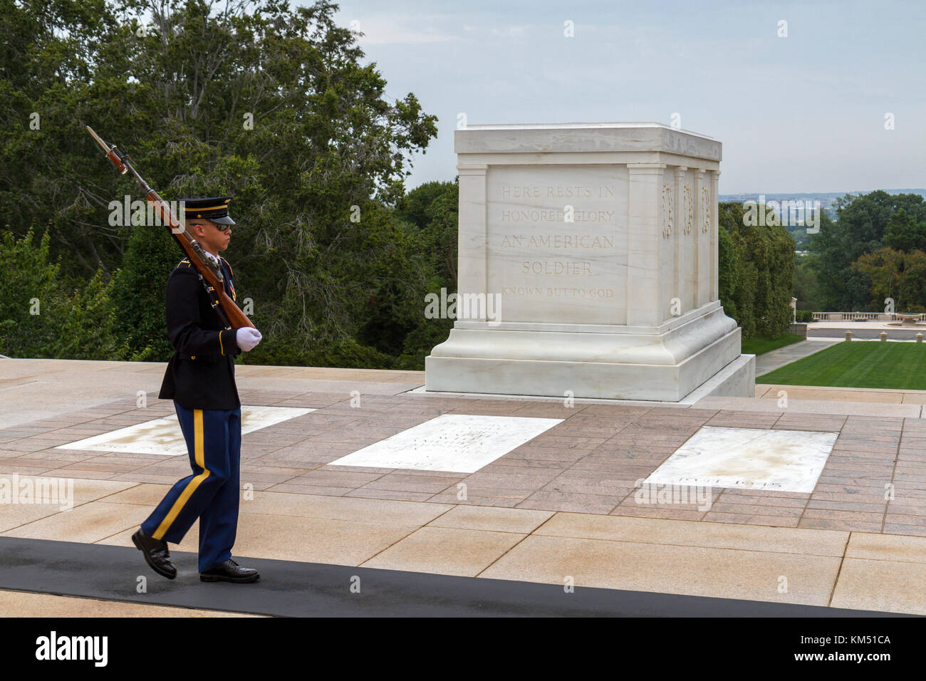 A Guard walking in front of the Tomb of the Unknowns, Arlington ...