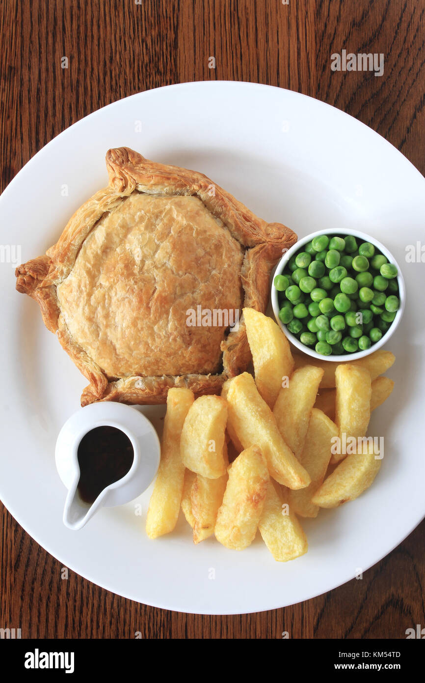 Steak beef pie chips fries hi-res stock photography and images - Alamy