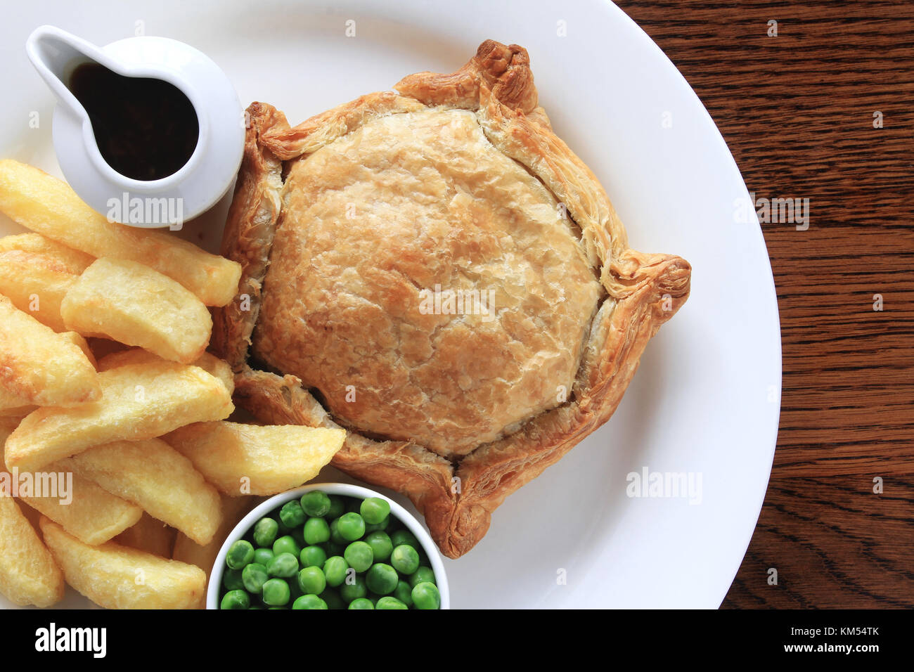Steak beef pie chips fries hi-res stock photography and images - Alamy