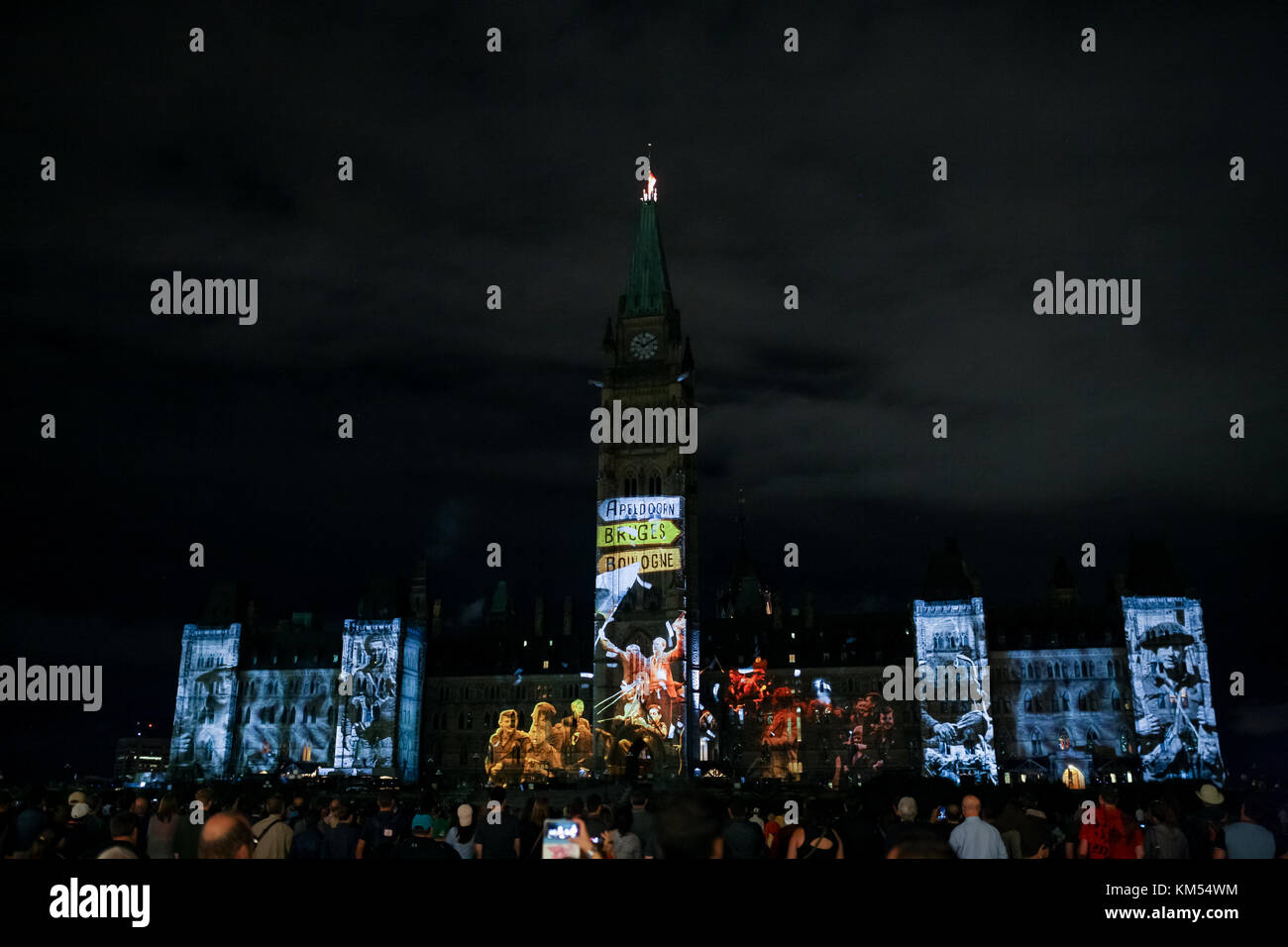 Northern Lights sound and light show illuminate centre block of Canada ...