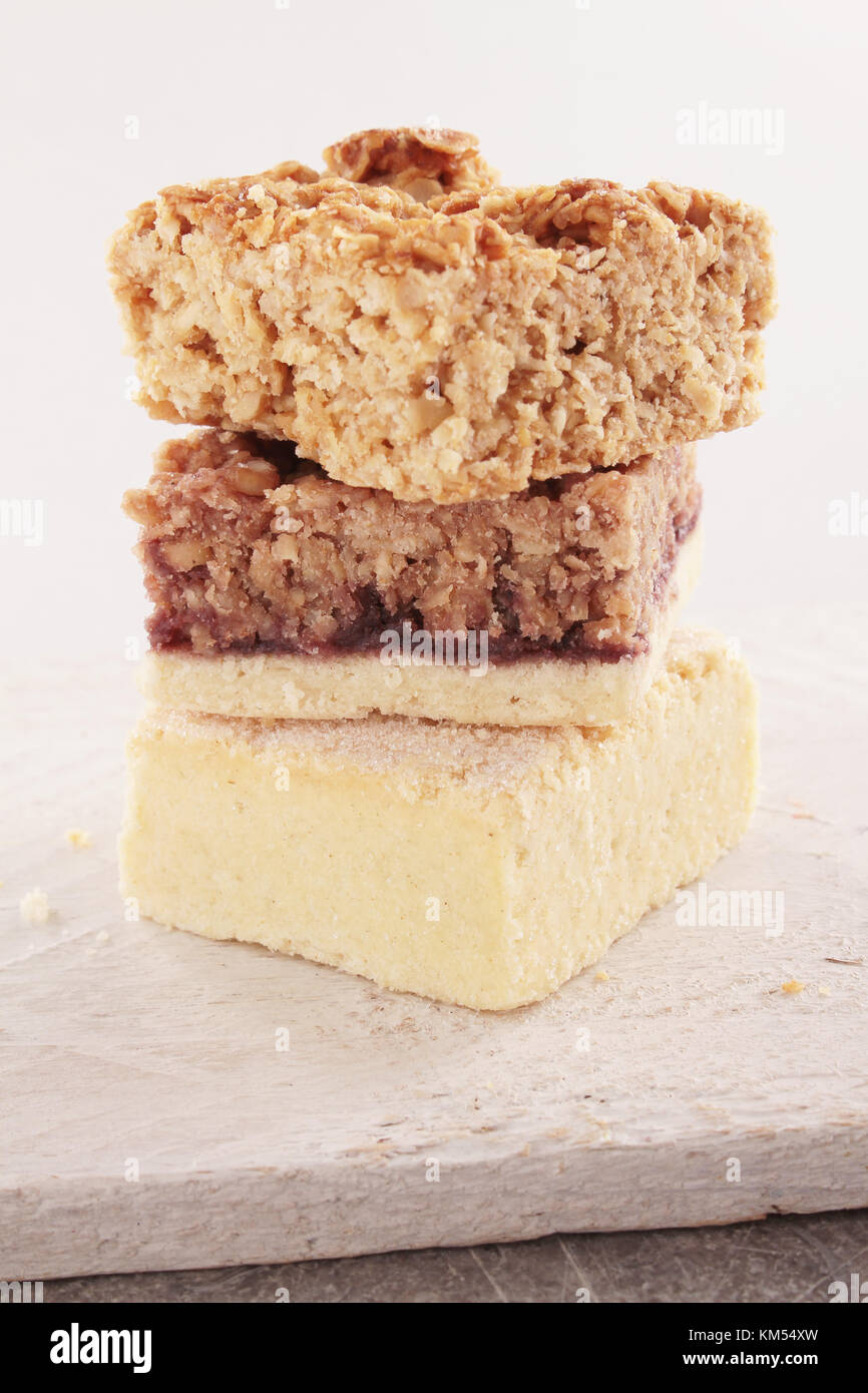 traybake cake slice selection Stock Photo - Alamy