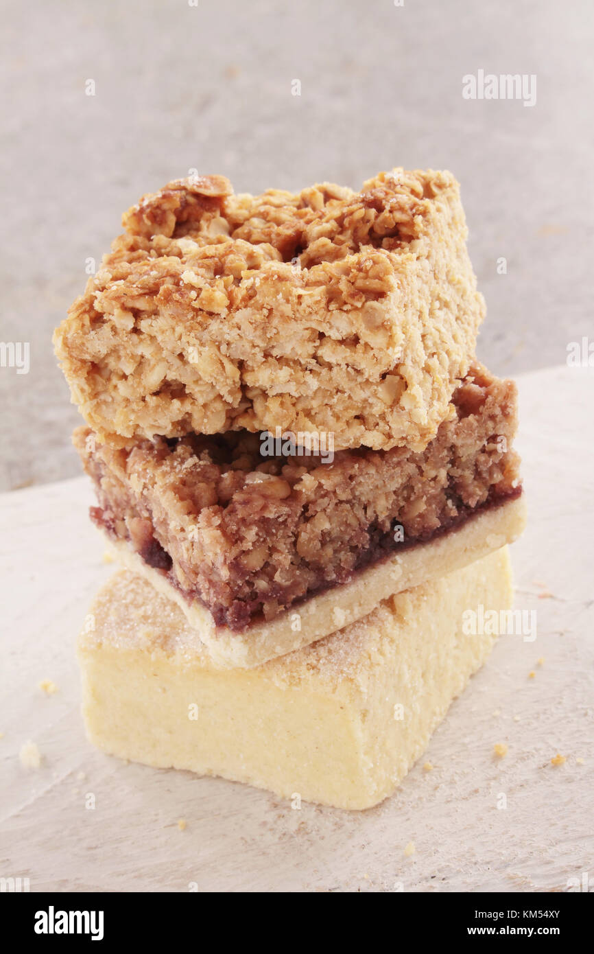 traybake cake slice selection Stock Photo - Alamy