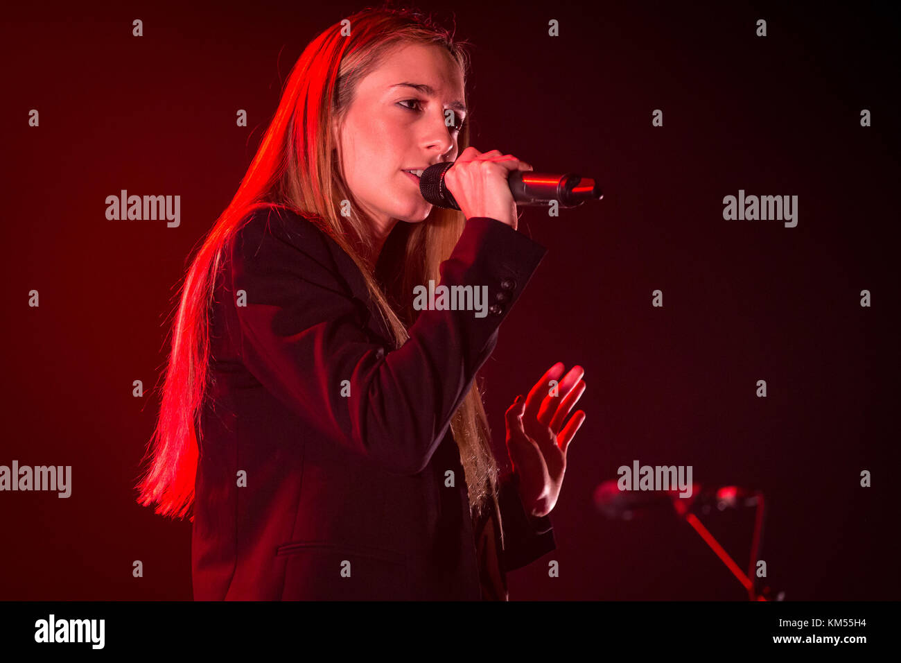 English electronica rock group hi-res stock photography and images - Alamy