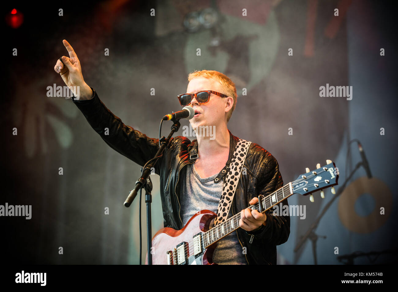 Open source festival 2015 hi-res stock photography and images - Alamy