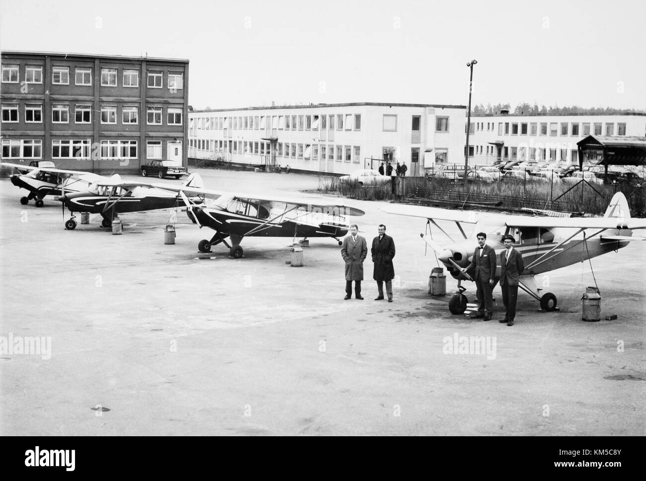 Aviation organization Black and White Stock Photos & Images - Alamy