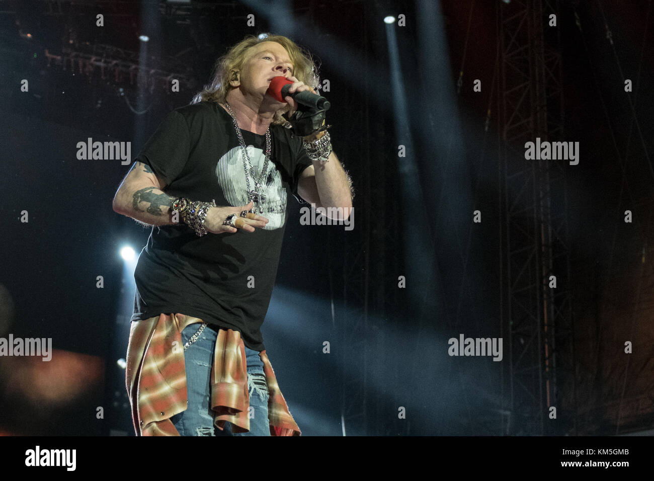 Chicago, Illinois, USA. 3rd July, 2016. AXL ROSE of Guns N' Roses ...
