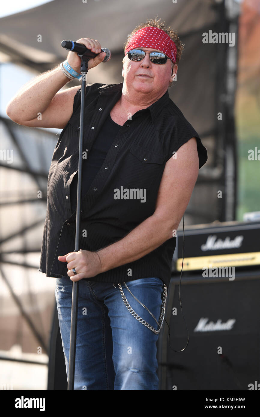 Mike Reno Stock Photos & Mike Reno Stock Images - Alamy