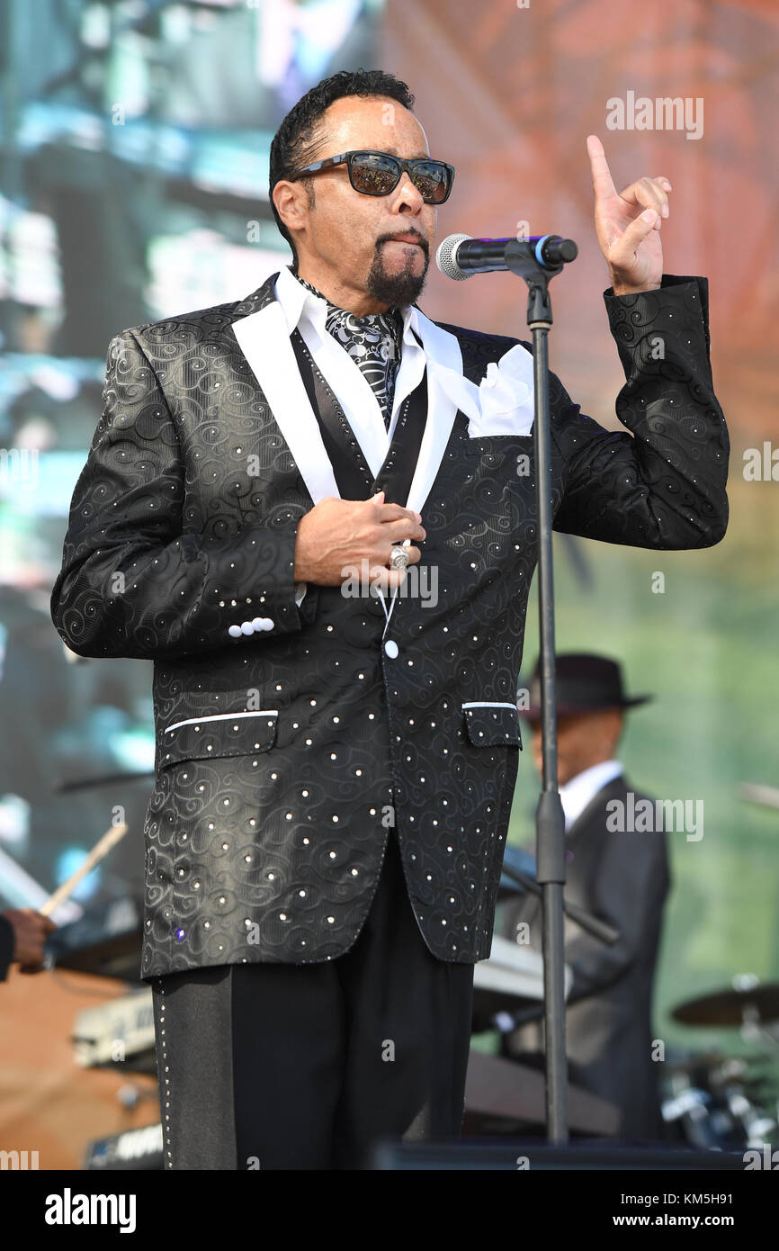 Fort Lauderdale Beach, FL, USA. 03rd Dec, 2017. Morris Day of Morris ...