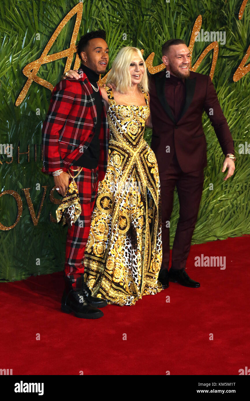 Donatella versace and lewis hamilton hi-res stock photography and ...