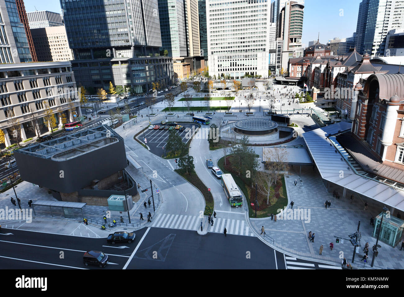 Tokyo, Japan. 5th Dec, 2017. The central square and promenade leading ...