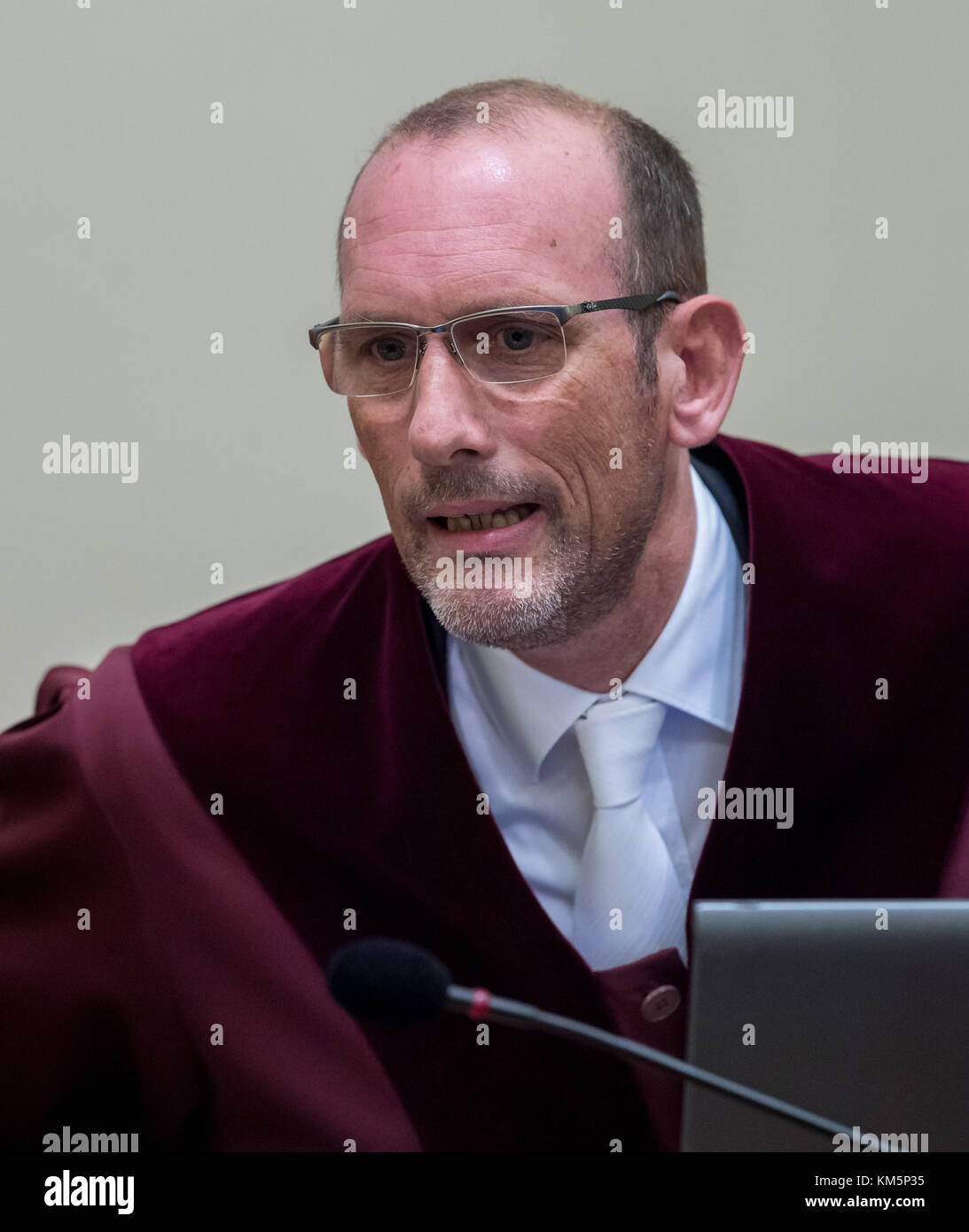 Munich, Germany. 5th Dec, 2017. Federal Public Prosecutor Jochen ...