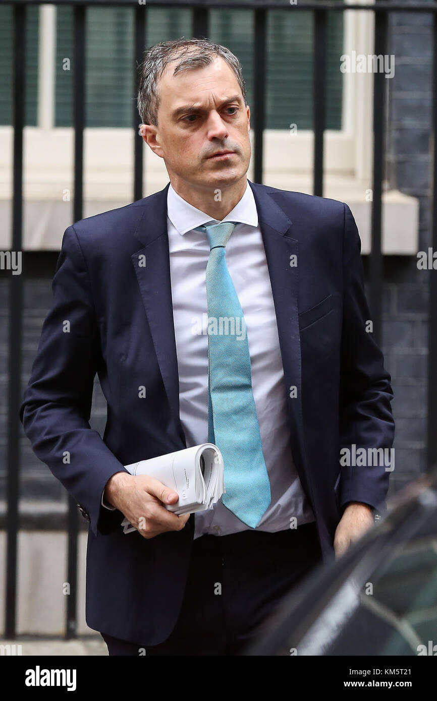 Downing Street. London, UK. 5th Dec, 2017. Julian Smith, Parliamentary ...