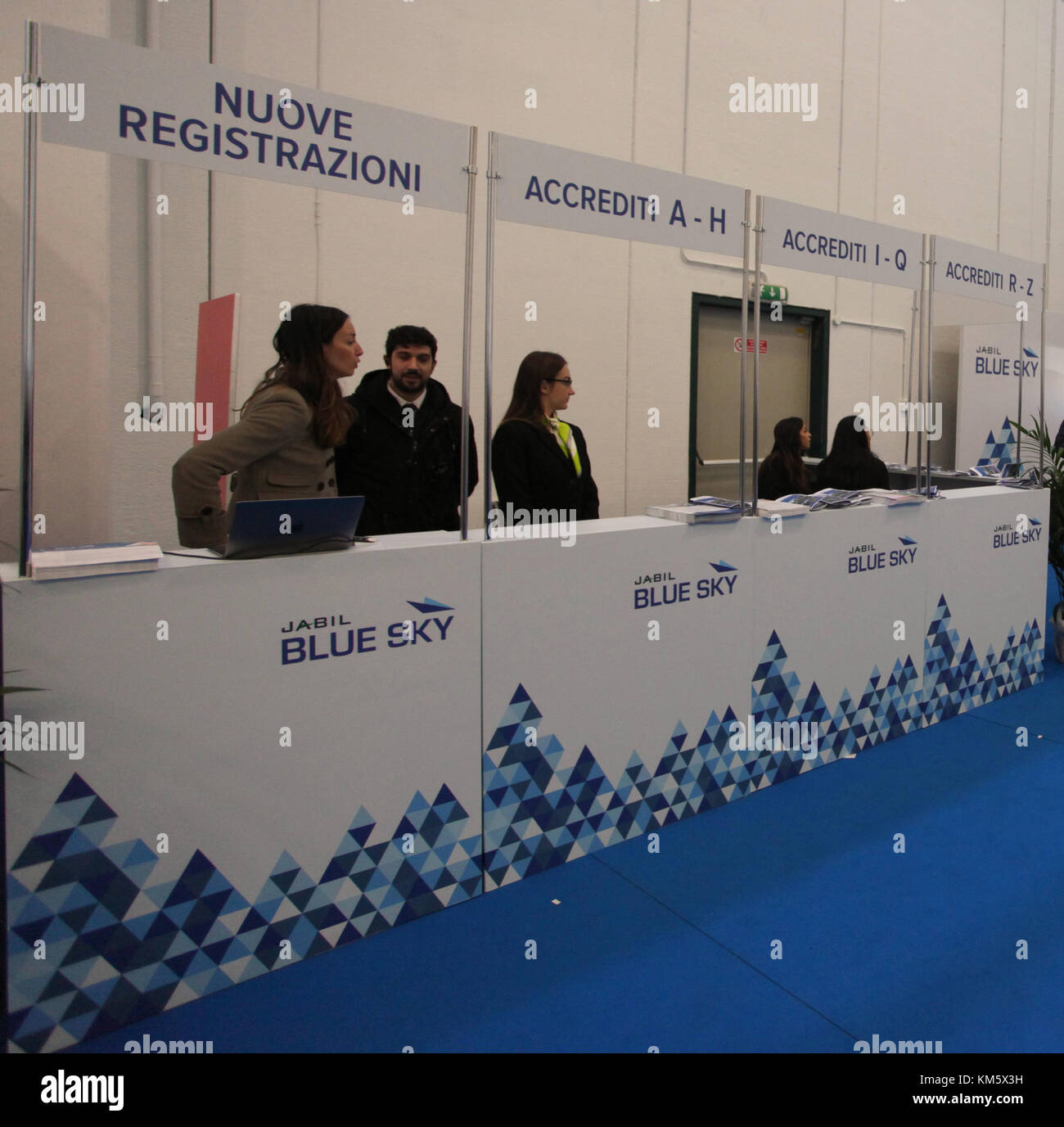 Jabil blue sky center hi-res stock photography and images - Alamy