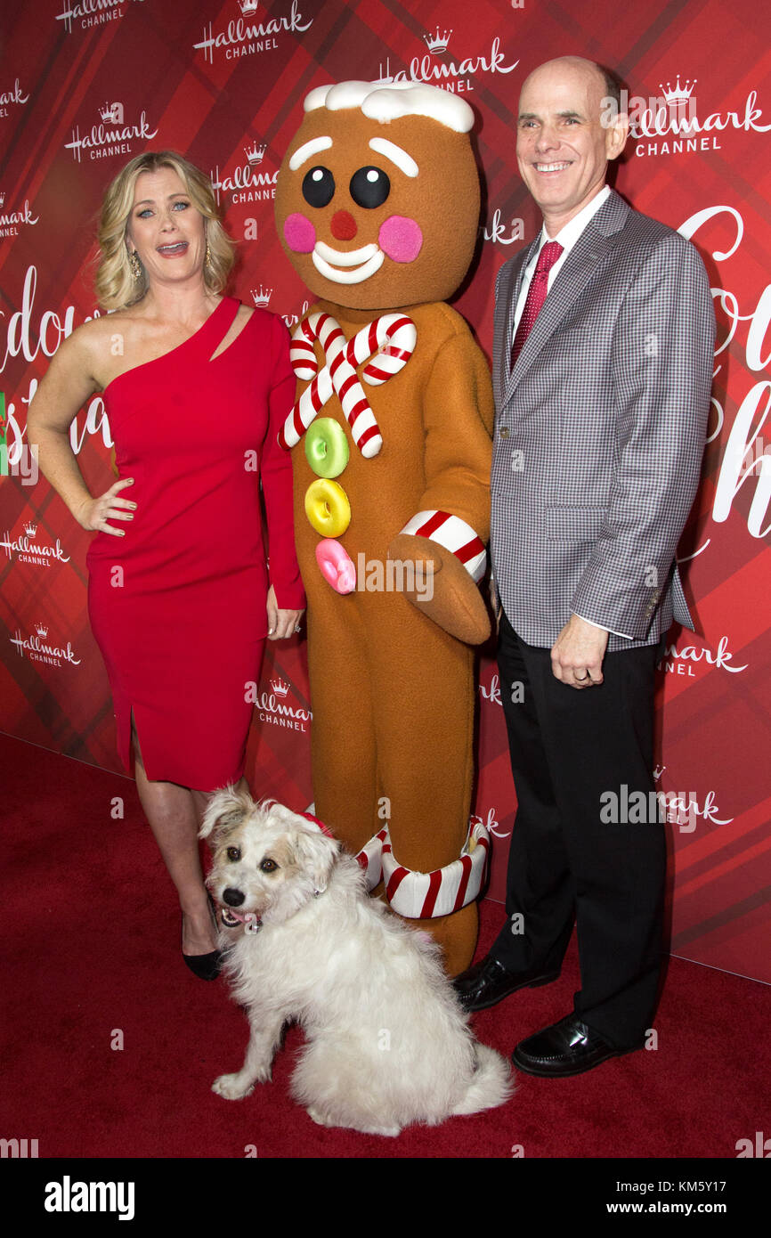 Holly sweeney hi-res stock photography and images - Alamy