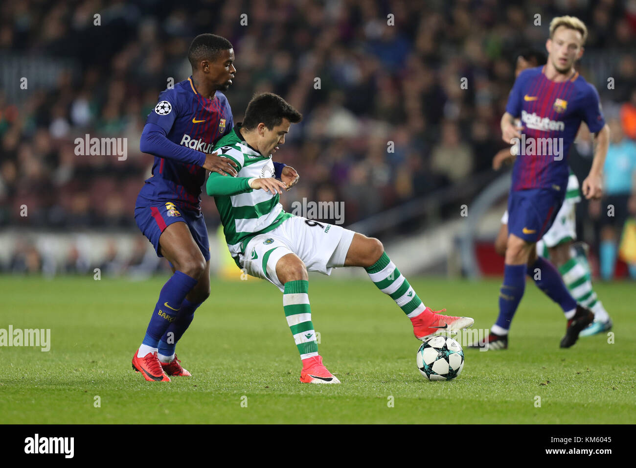 Uefa barcelona vs sporting group hi-res stock photography and images ...