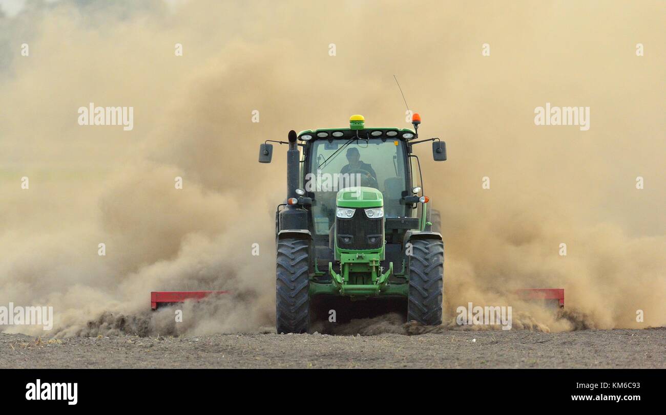 Erosion tractor dust soil hi-res stock photography and images - Alamy