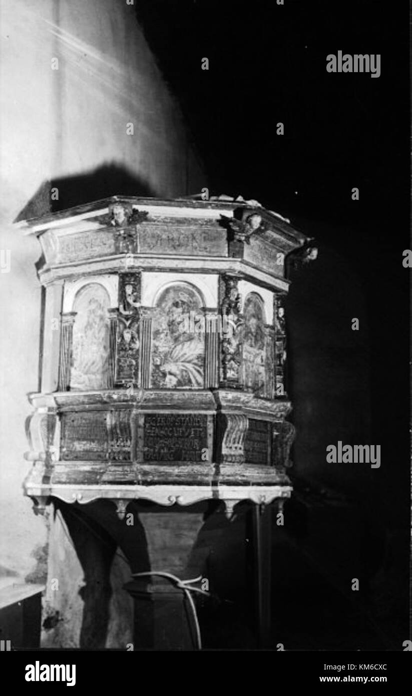 Romelanda kyrka is a historic church in Sweden, cataloged by the ...