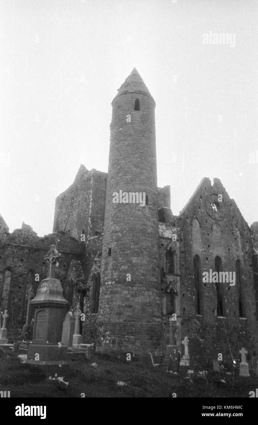 Irish medieval culture Black and White Stock Photos & Images - Alamy