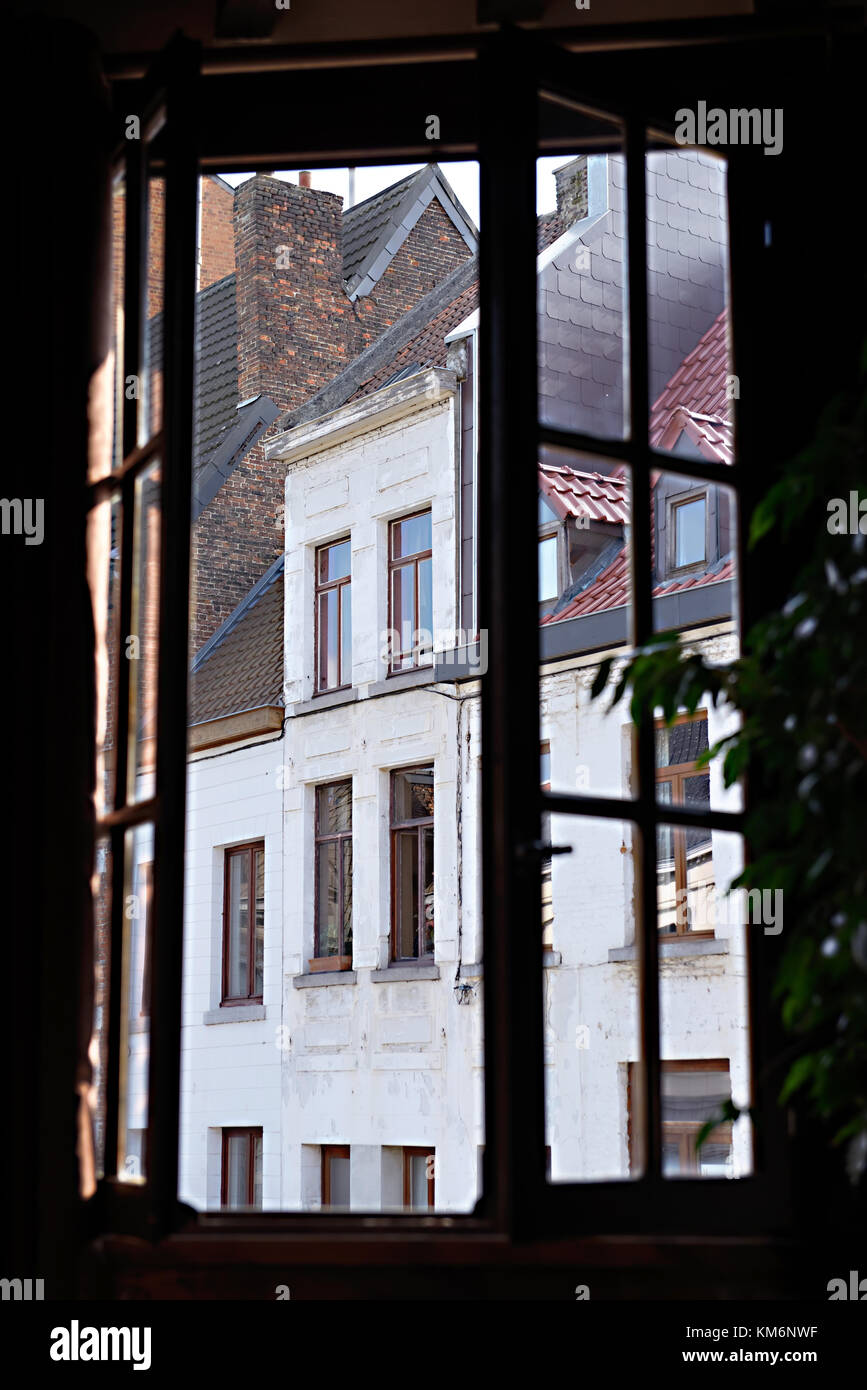 Windows Wide Open High Resolution Stock Photography and Images - Alamy