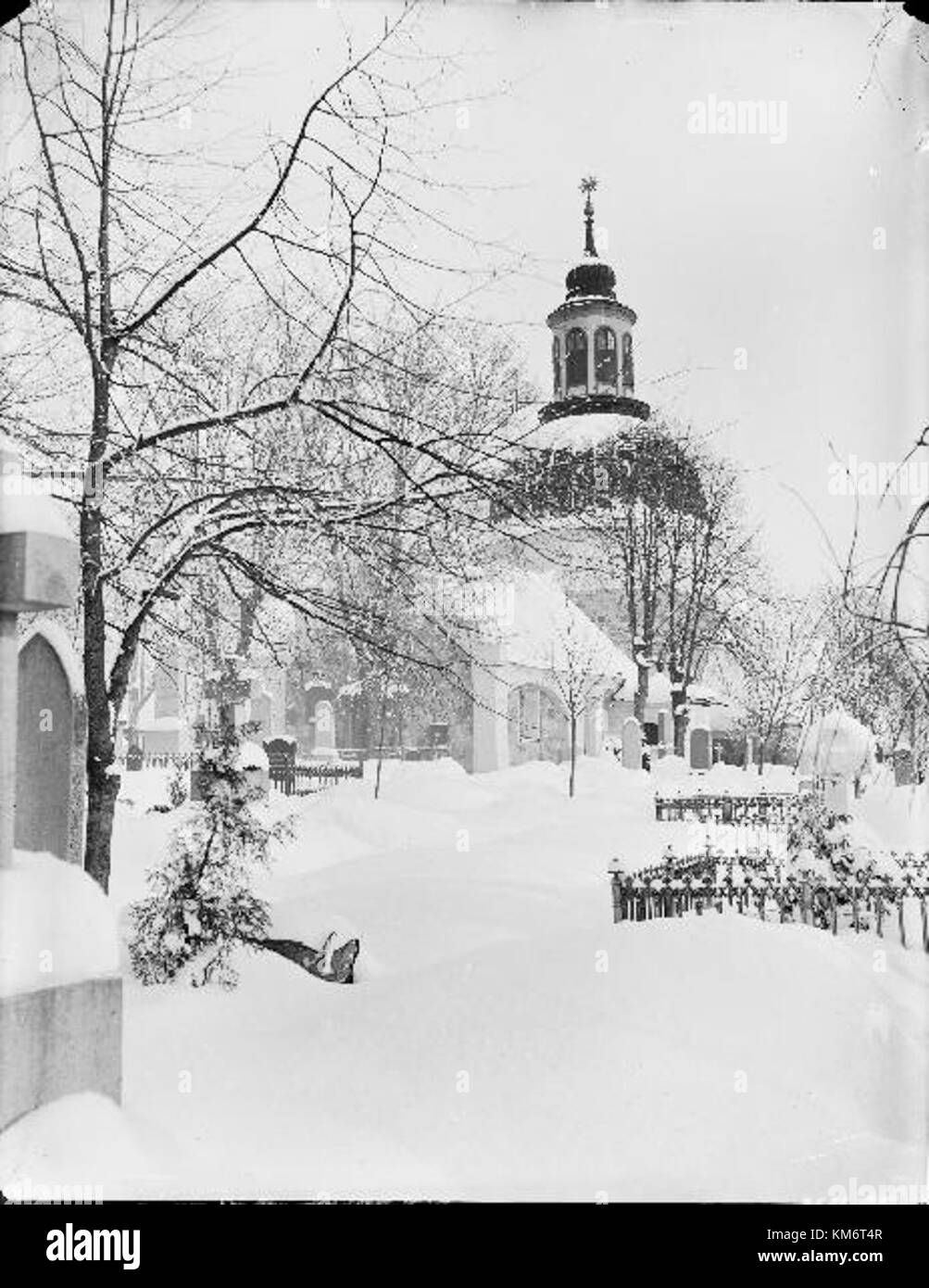 Solna Church, cataloged under KMB 16000200133128, is a historic church ...