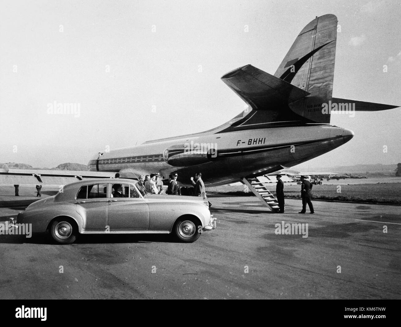 The SAS Caravelle SE 210 is a French-designed twin-engine jet airliner ...