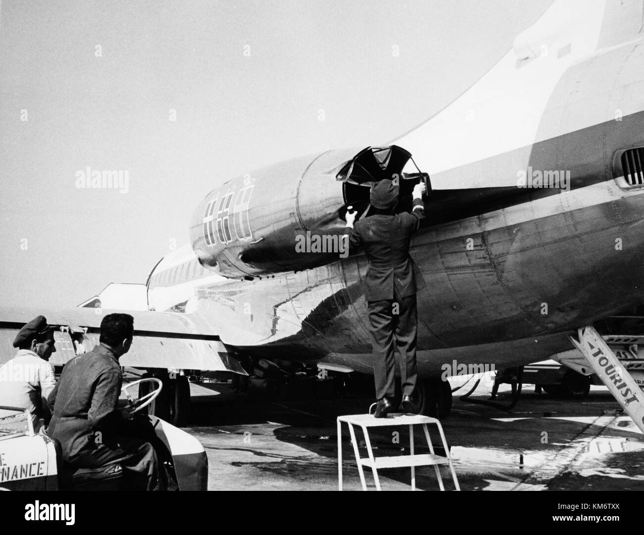 Scandinavian airline system sas hi-res stock photography and images - Alamy