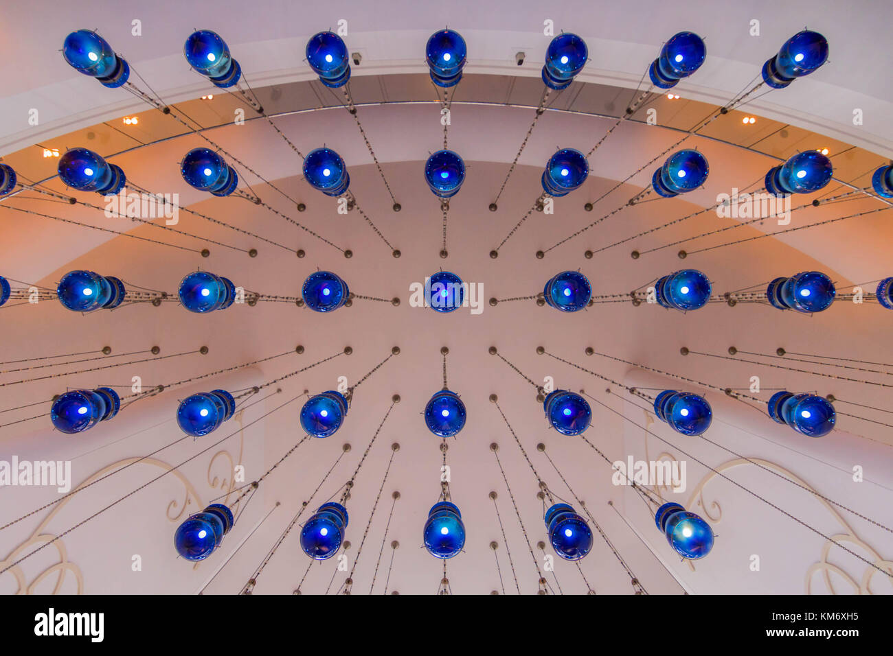 Designer lights on ceiling Stock Photo - Alamy