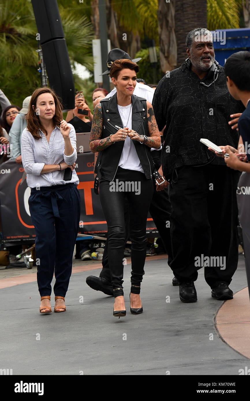 Ruby simpson hi-res stock photography and images - Alamy