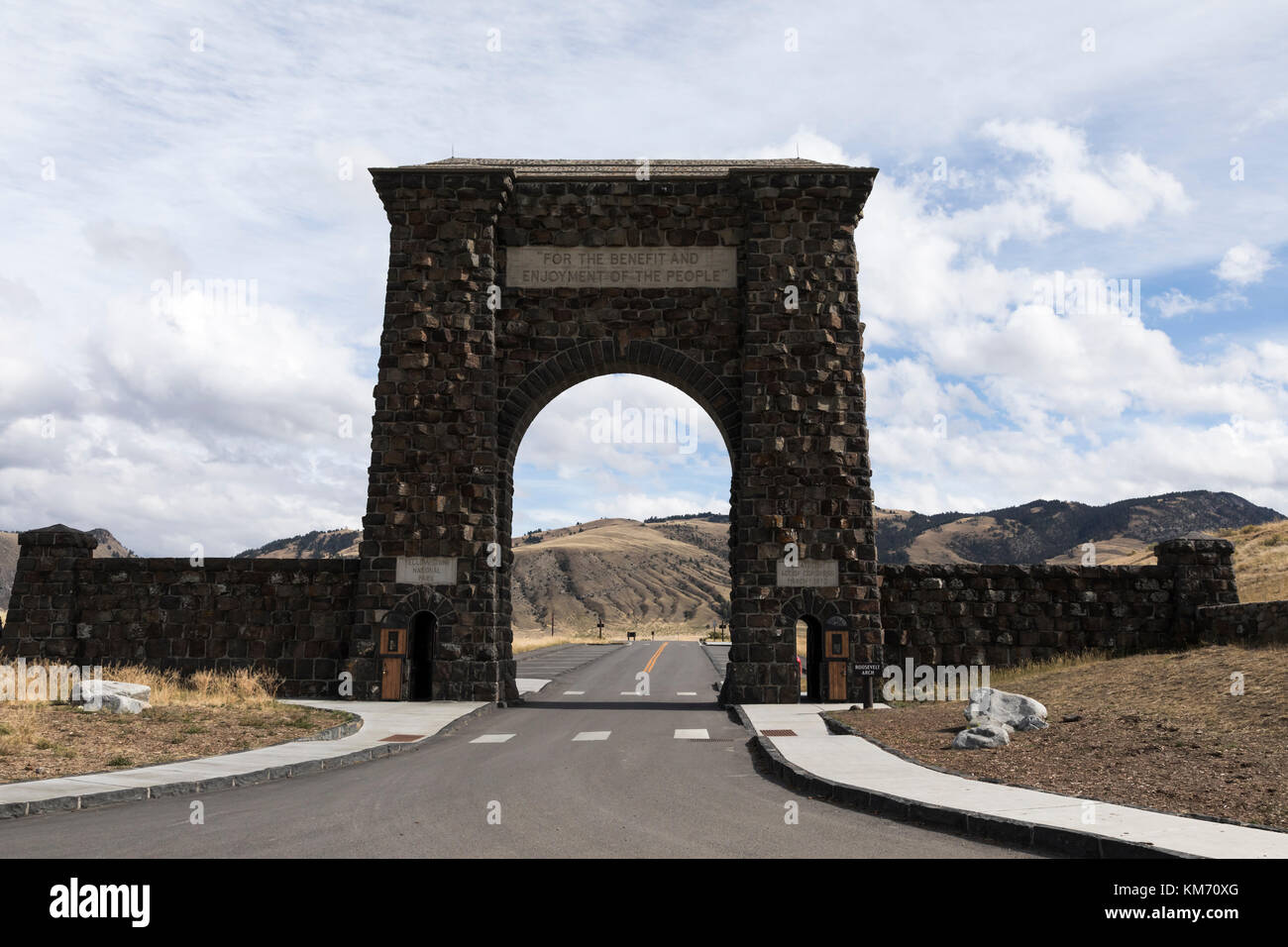 Roosevelt Arch at the North Entrance, Yellowstone National Park Stock ...