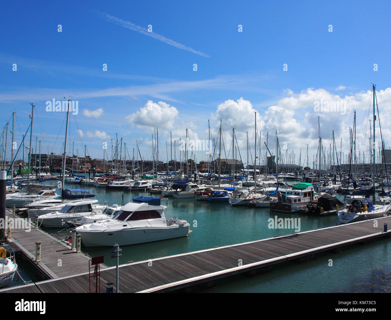 Yachts berthed at Haslar Marina in Portsmouth harbour, Gosport Stock ...