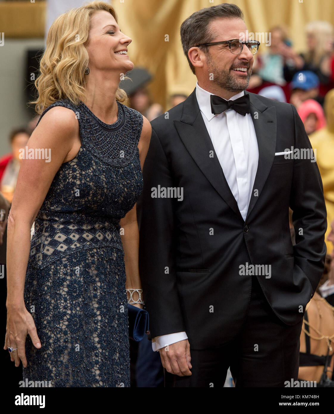 HOLLYWOOD, CA - FEBRUARY 22: Steve Carell, Nancy Carell arrives at the ...