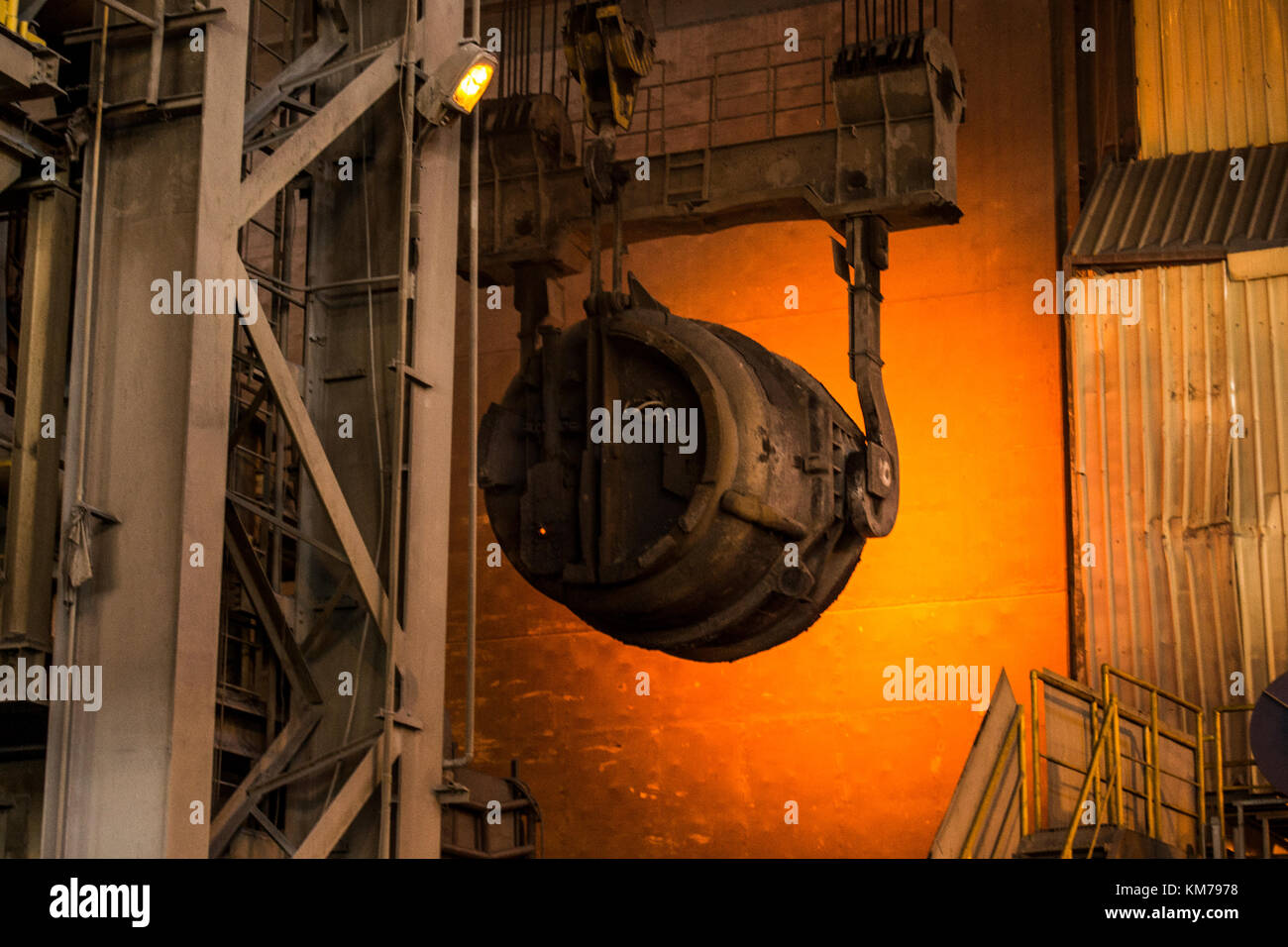 photos inside steel making plant showing hard working conditions ...
