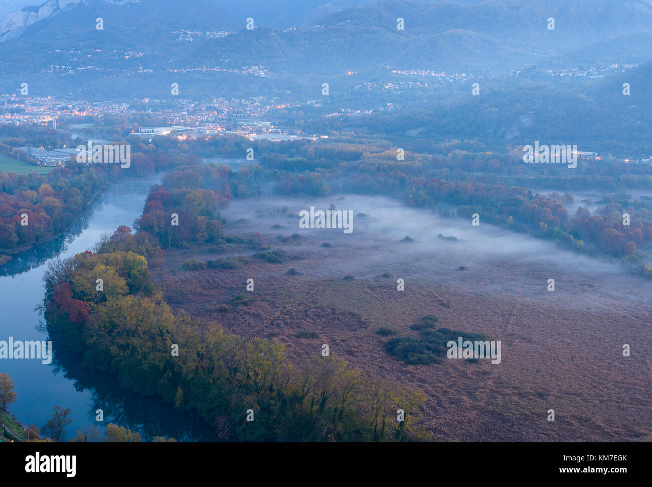 dawn over the River Adda in an autumnal morning Stock Photo - Alamy