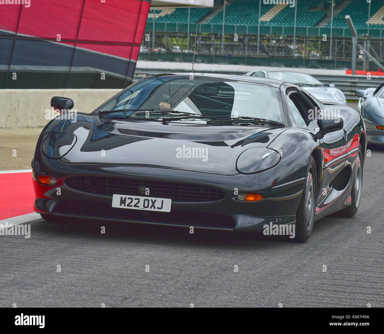 Jaguar XJ220, XJ220, Silverstone Classic, July 2017, Silverstone, Chris ...