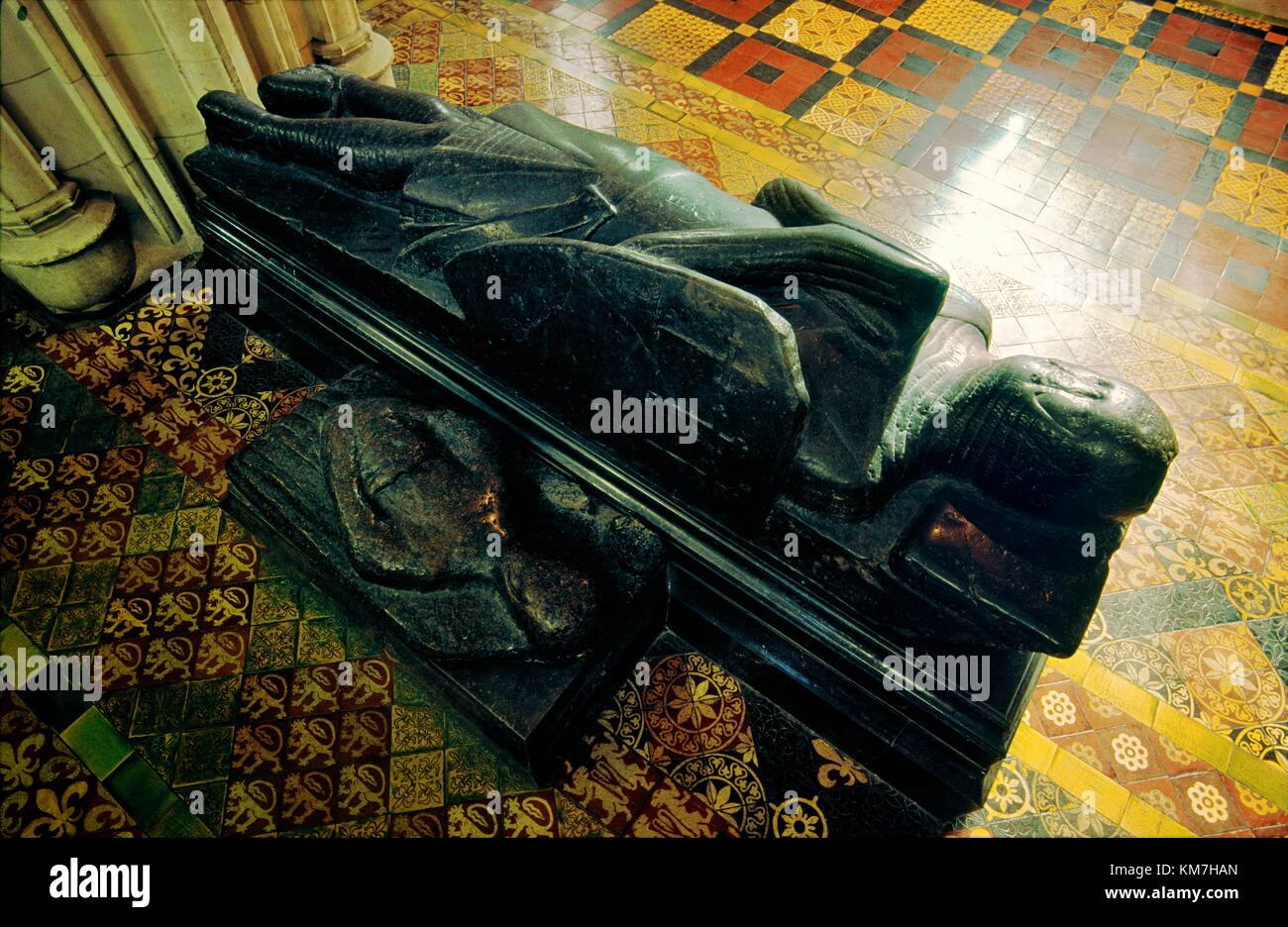 Alleged 15C effigy of Strongbow, the Norman overlord Richard de Clare ...