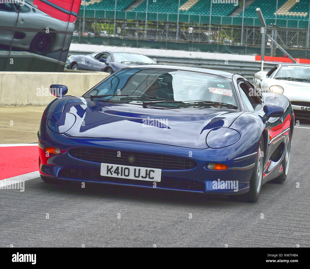 Jaguar XJ220, XJ220, Silverstone Classic, July 2017, Silverstone, Chris ...