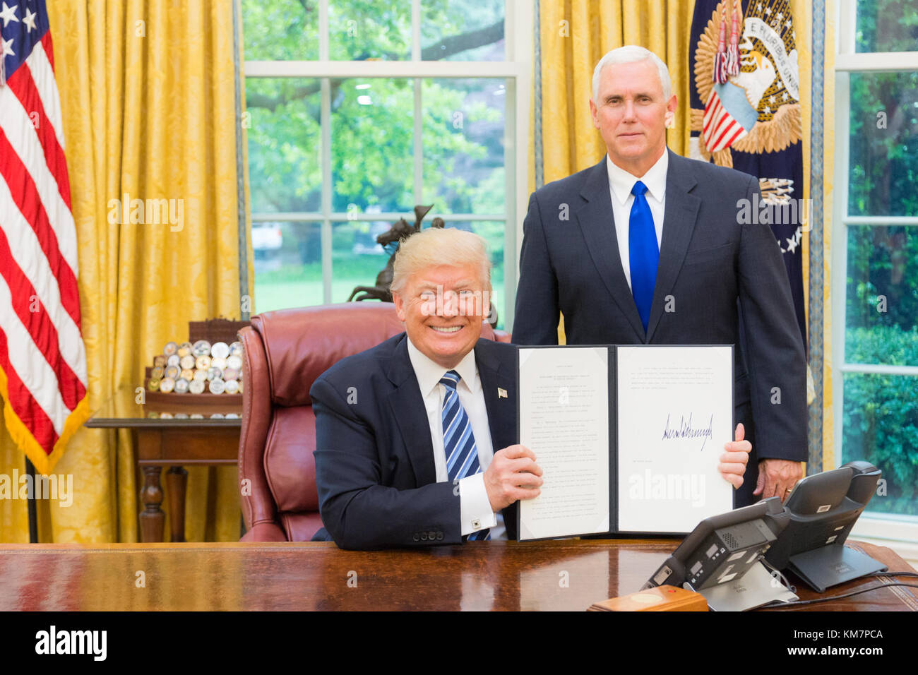 President Donald Trump and Vice President Mike Pence Stock Photo - Alamy