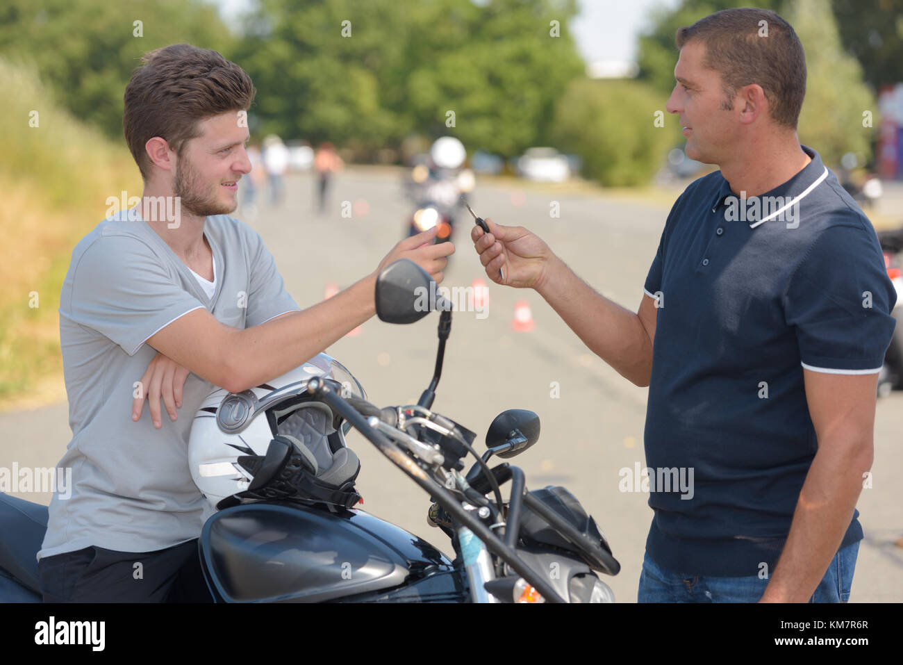 Drivers racing school hi-res stock photography and images - Alamy