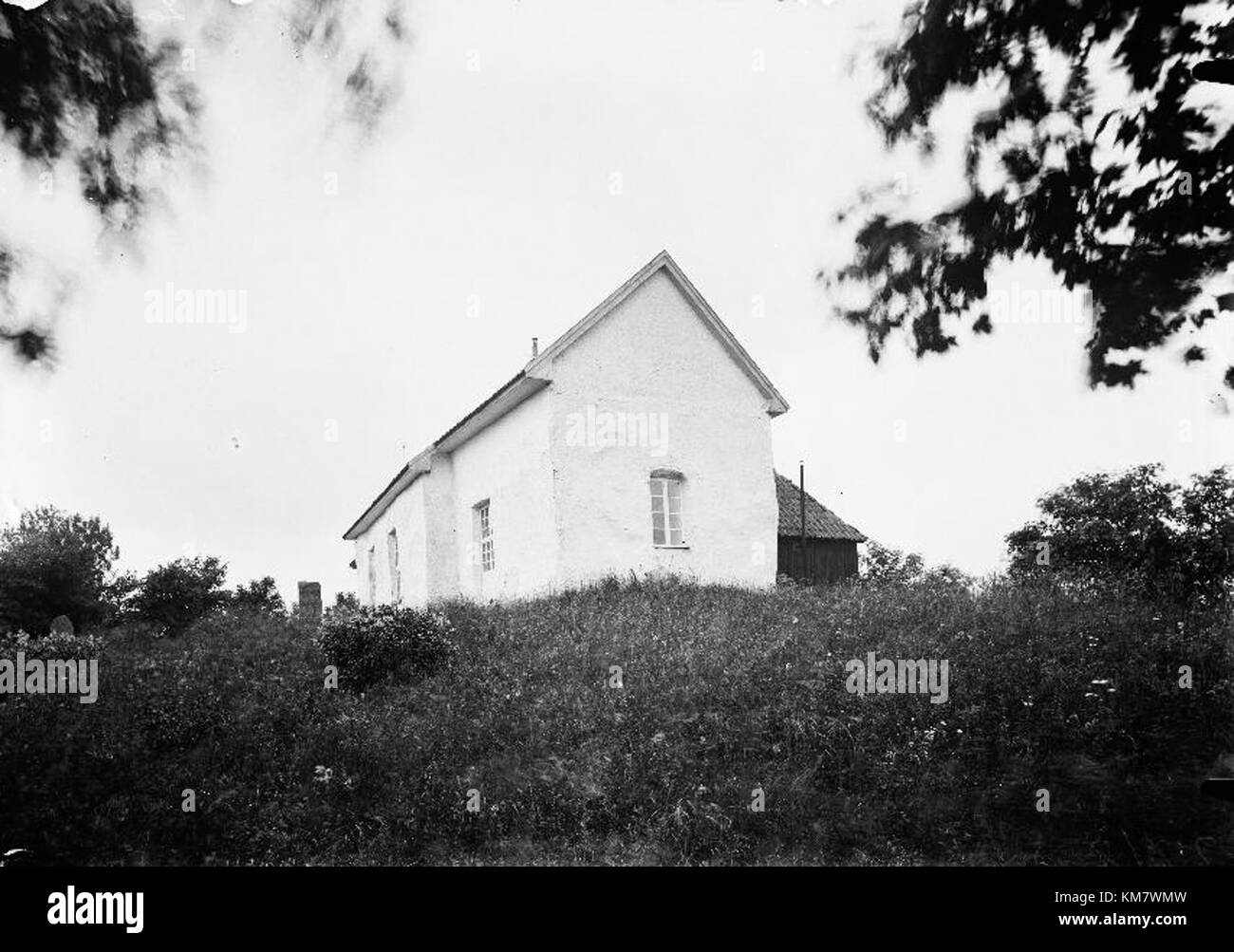 Solberga Church, cataloged as KMB 1600020016705, is a notable religious ...