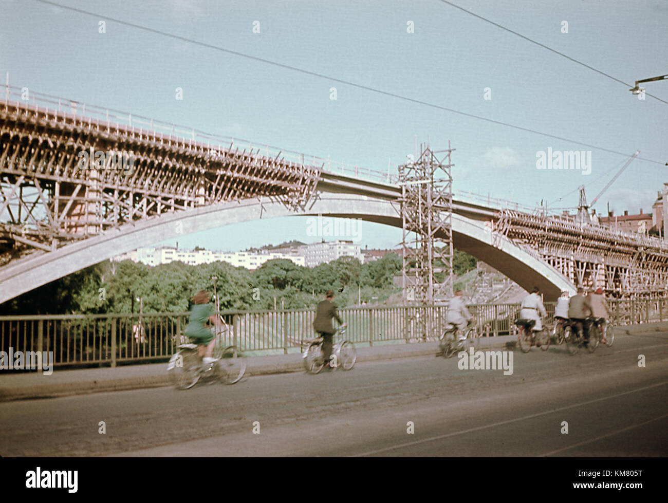 Photograph of Skanstull Bridge construction, highlighting the ...
