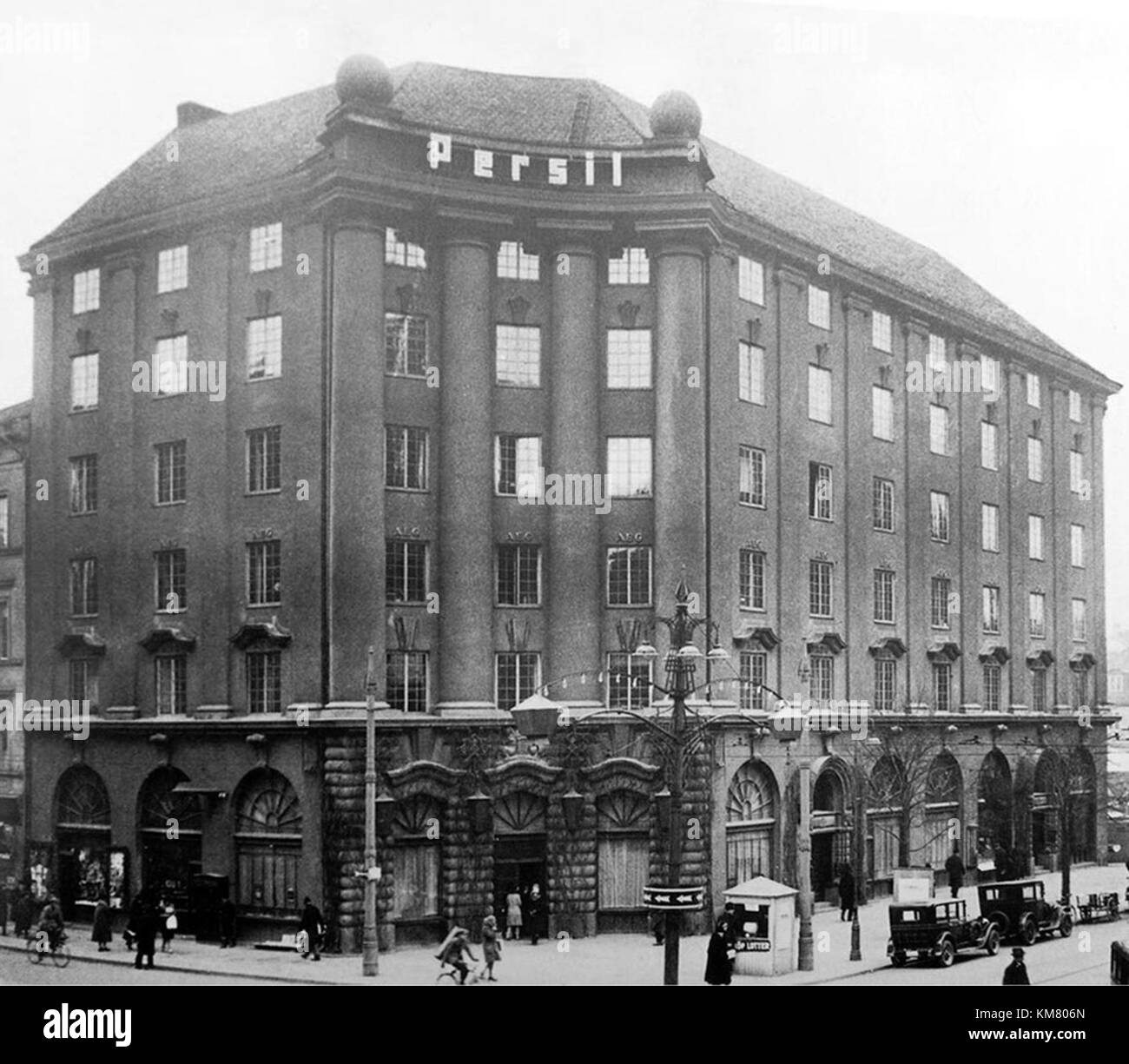 Photograph showcases historic buildings hi-res stock photography and ...