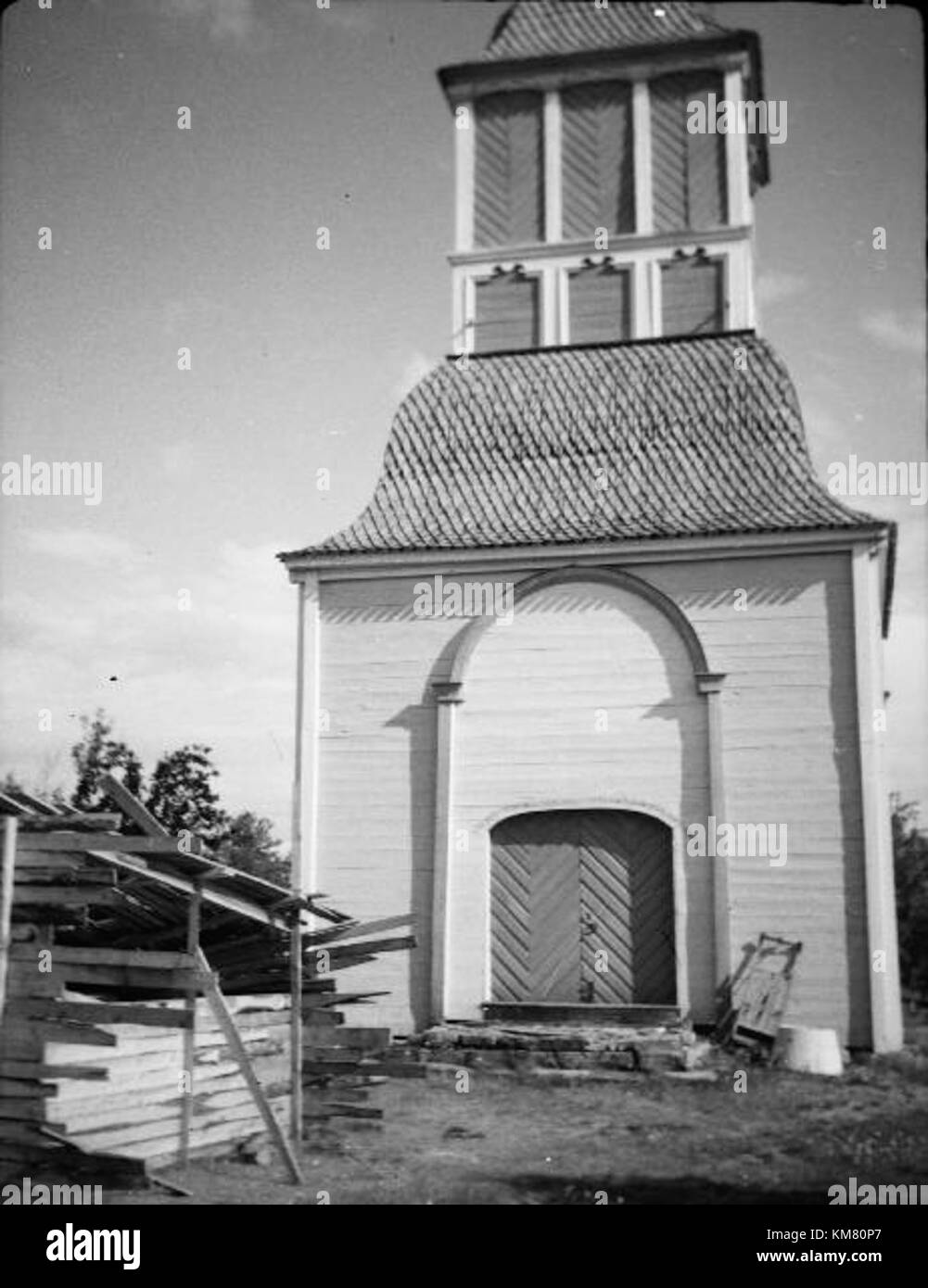 Hietaniemi Church in Sweden is known for its traditional architecture ...