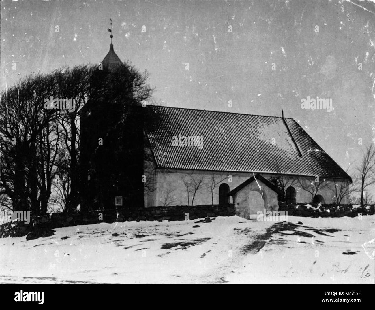 Romelanda Church (Romelanda kyrka) is a historical church in Sweden ...