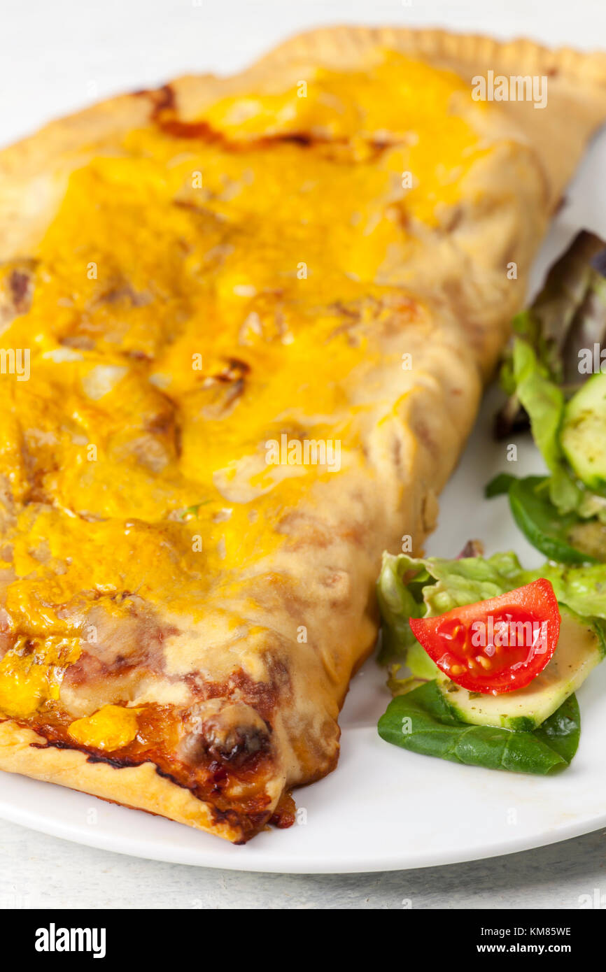 Pizza calcone hi-res stock photography and images - Alamy