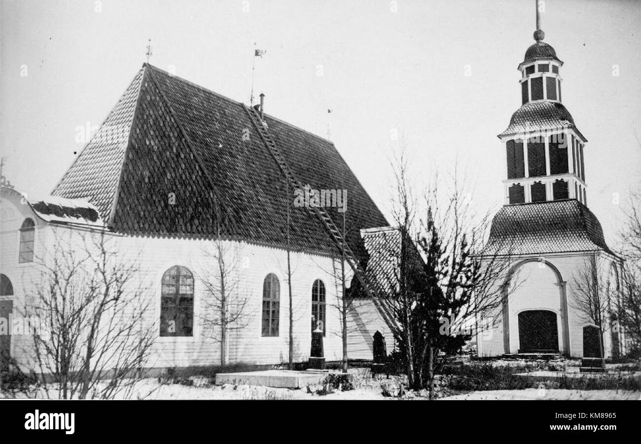 Hietaniemi kyrka (Hietaniemi Church) is located in Finland and is known ...
