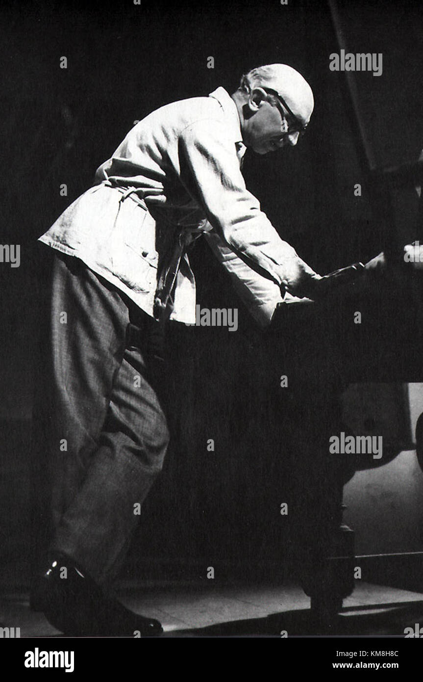 Olof Molander was a prominent Swedish actor in the early 20th century ...