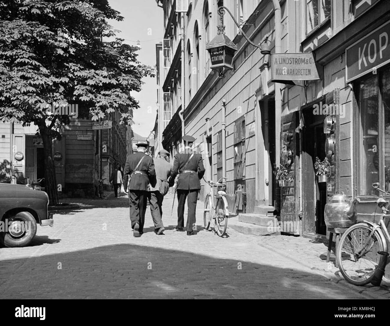 1950s police station hi-res stock photography and images - Alamy